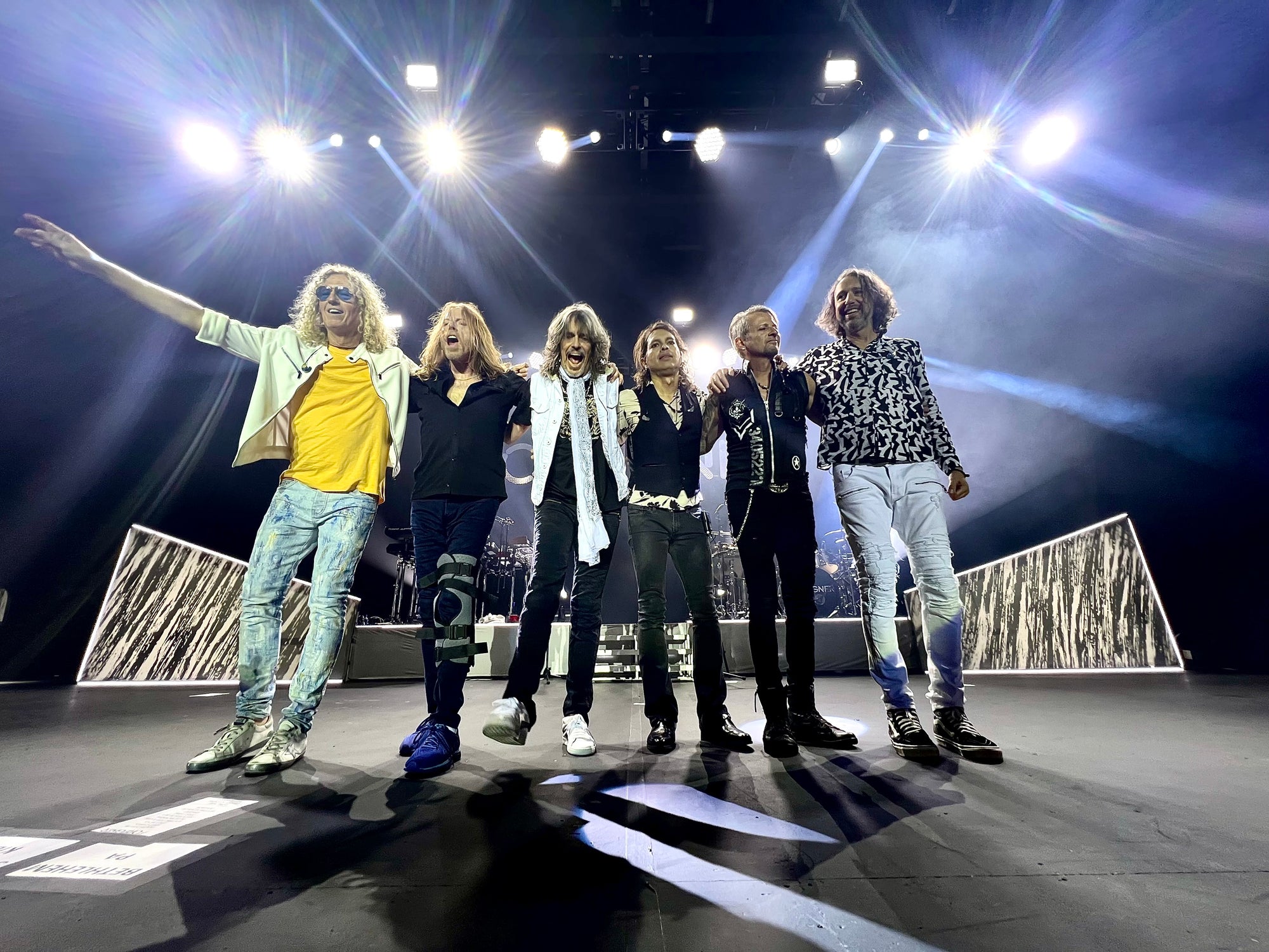 Farewell - The Very Best of Foreigner (Black Vinyl)